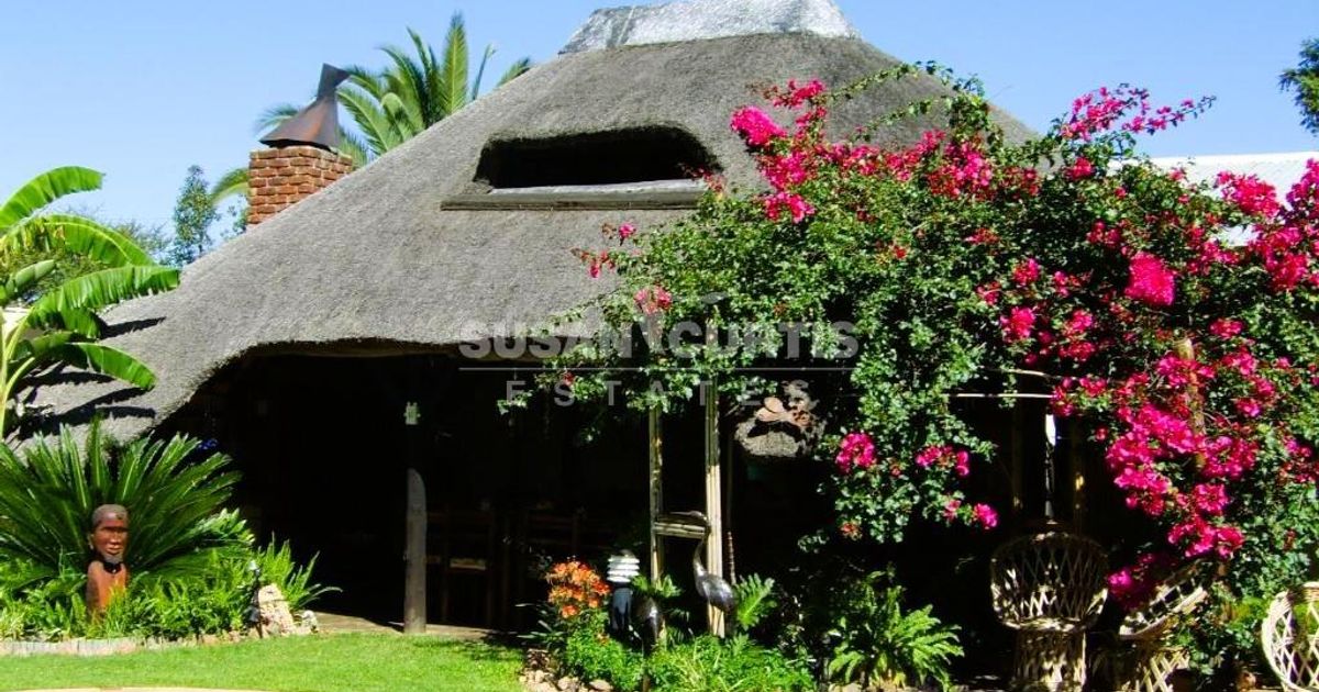 408m² Guest House For Sale in Suiderhof | MyProperty Africa
