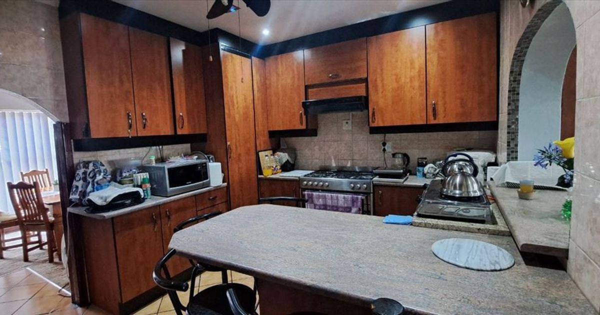 3 Bed House For Sale in Northmead | MyProperty Africa